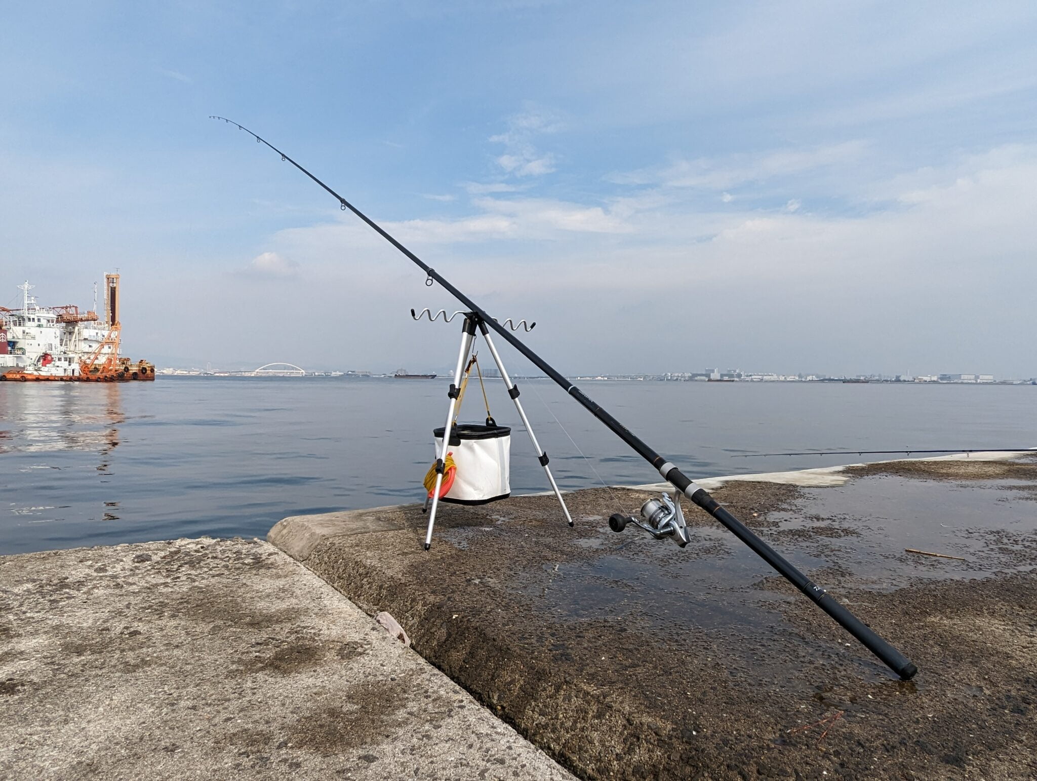 堤防からヒラメを釣る方法を解説！オススメの仕掛けも紹介します | FISHING POINTER